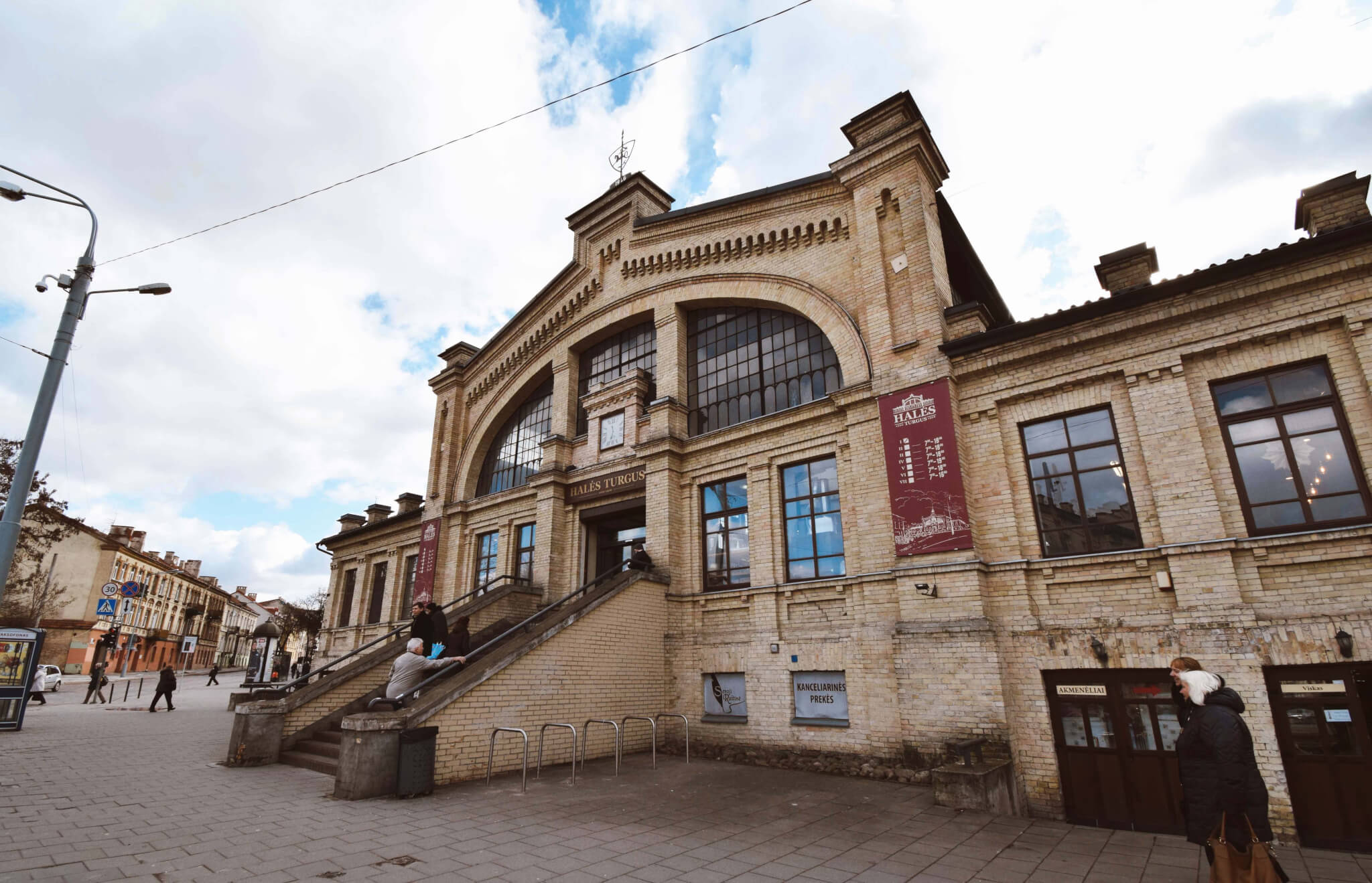 Apsipirkti įdomiau. Turgūs ir turgeliai Vilniuje - Neakivaizdinis Vilnius